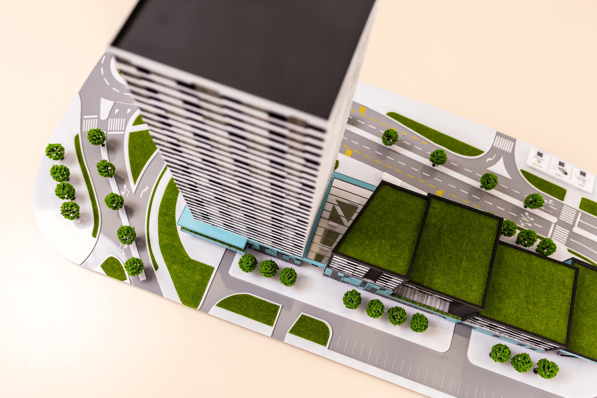 Pogledajte maketu planiranog stambeno-poslovnog kompleksa na Trgu ...